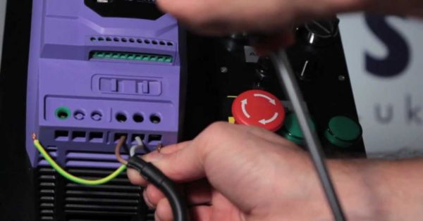 Different methods of programming Variable Speed Drives | ADM Instrument ...